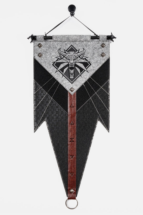 THE WITCHER PIN AND PATCH BANNER – CD PROJEKT RED Gear Store - USA