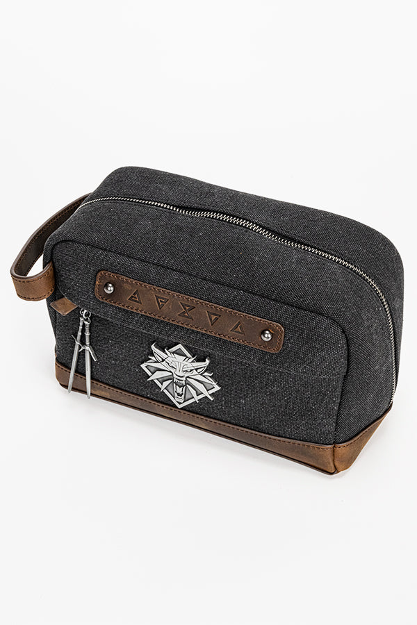 THE WITCHER WHITE WOLF DOPP KIT – CD PROJEKT RED Gear Store - USA