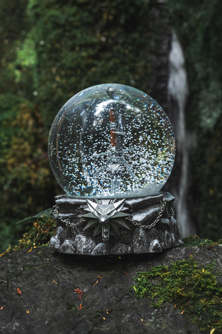 THE WITCHER TOOLS OF THE TRADE SNOW GLOBE – CD PROJEKT RED Gear Store - USA